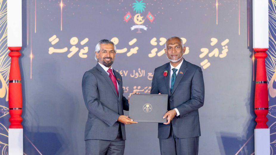 Ooredoo Maldives Receives National Award for Contribution to Economic ...